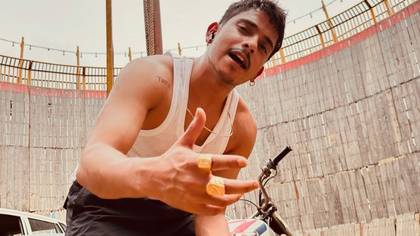 YouTuber Purav Jha Age, Family, Wife, Shows, Net worth, and more 2024 ...