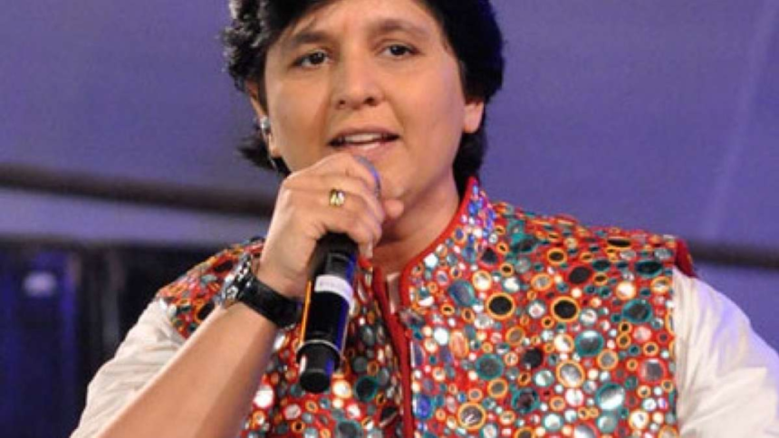 Top 10 Falguni Pathak Songs to Play this Navratri 2025 - Matlabi News